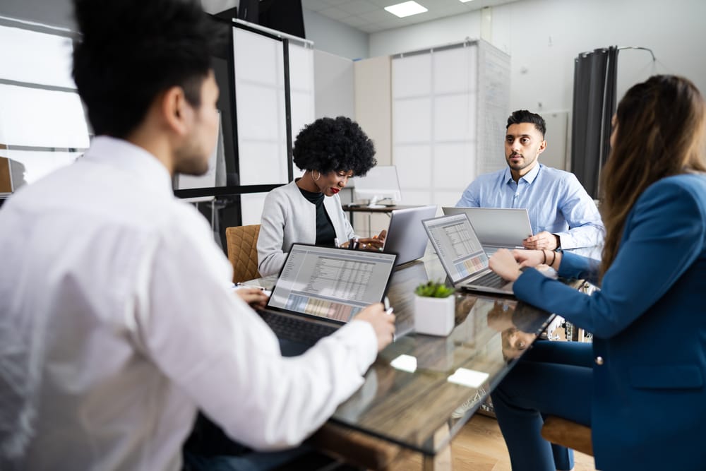 How Seasonal Businesses Can Benefit From Specialized Insurance Policies ...